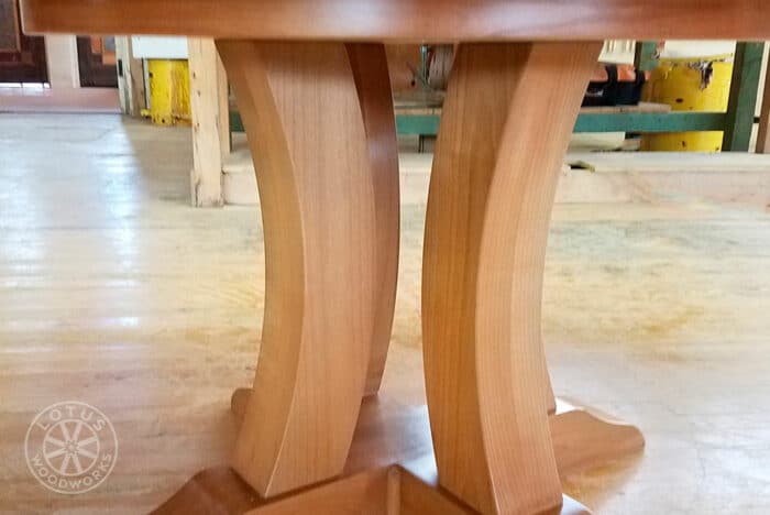 Lotus Woodworks | Expanding Round Table