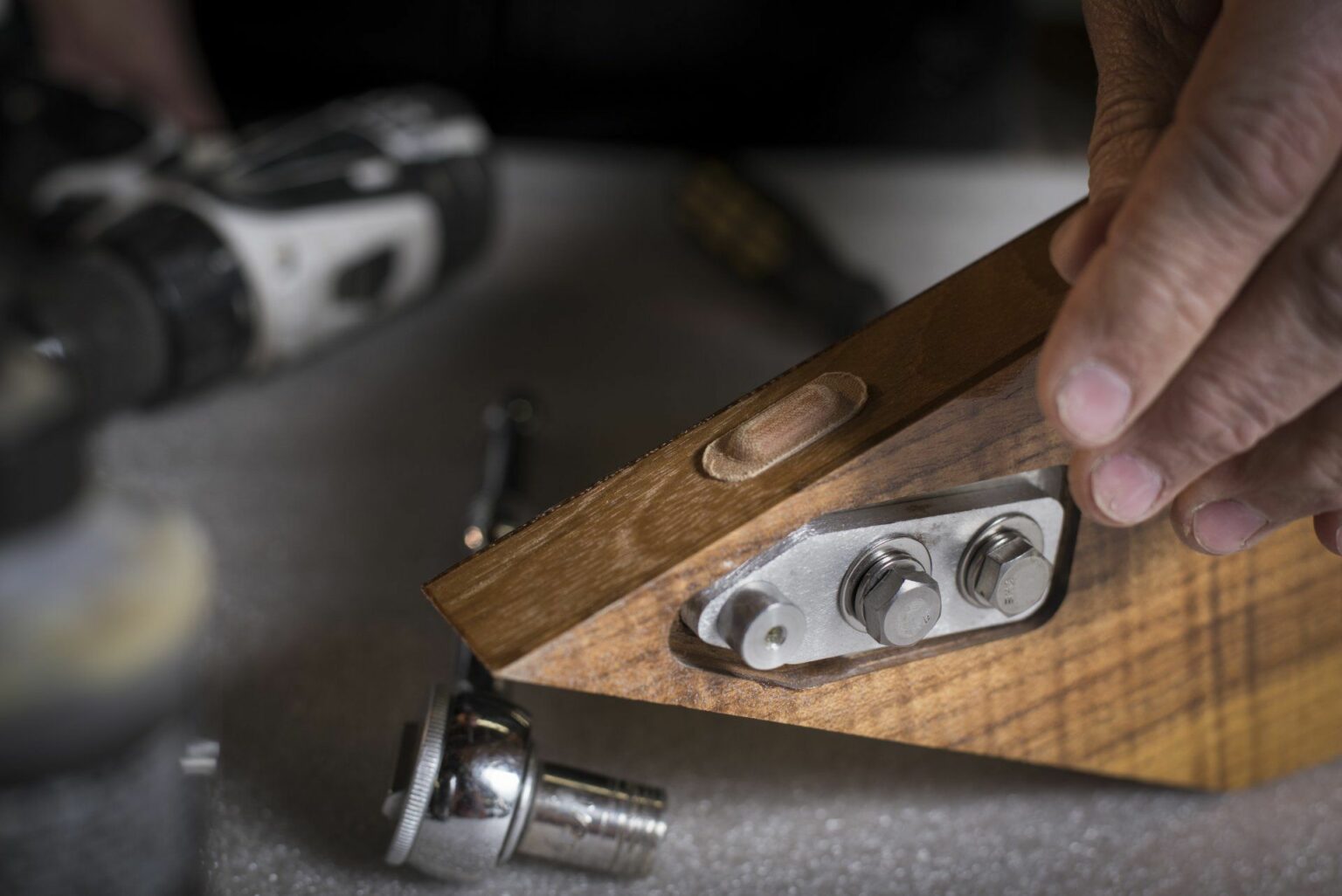 Transforming Spaces: The Versatility of the Expanding Round Table ...