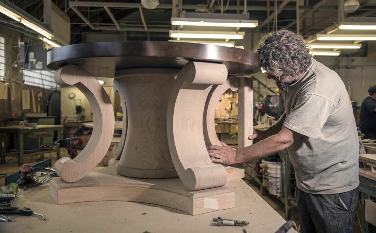 Expandable Round Dining Table | Round Extendable Dining Table